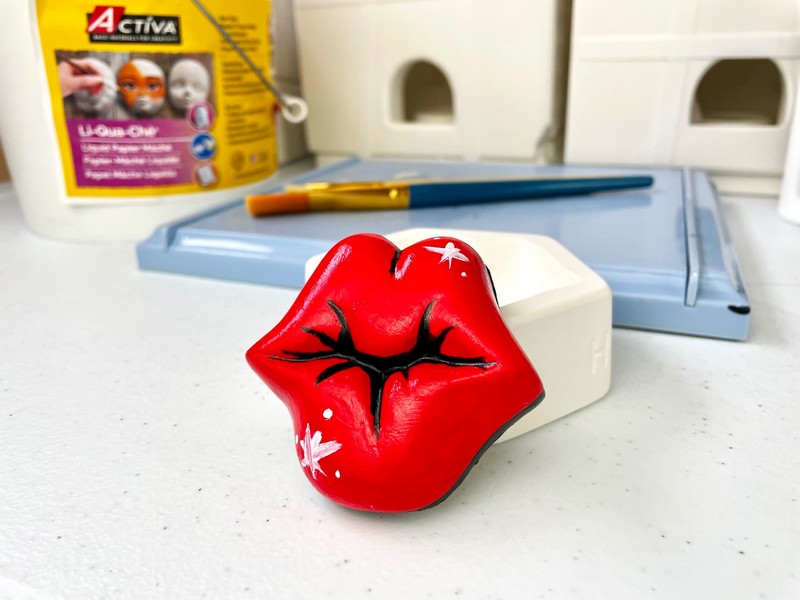 Diva Lips PetroMold and Li-Qua-Che
